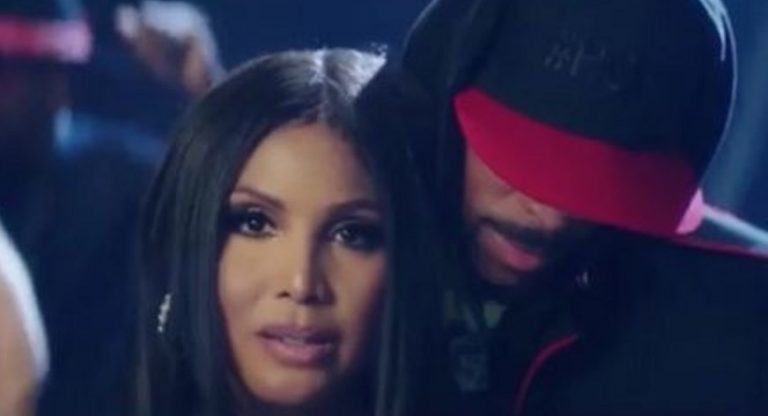 Δείτε πρώτοι εδώ το νέο videoclip της Toni Braxton "Long As I Live ...
