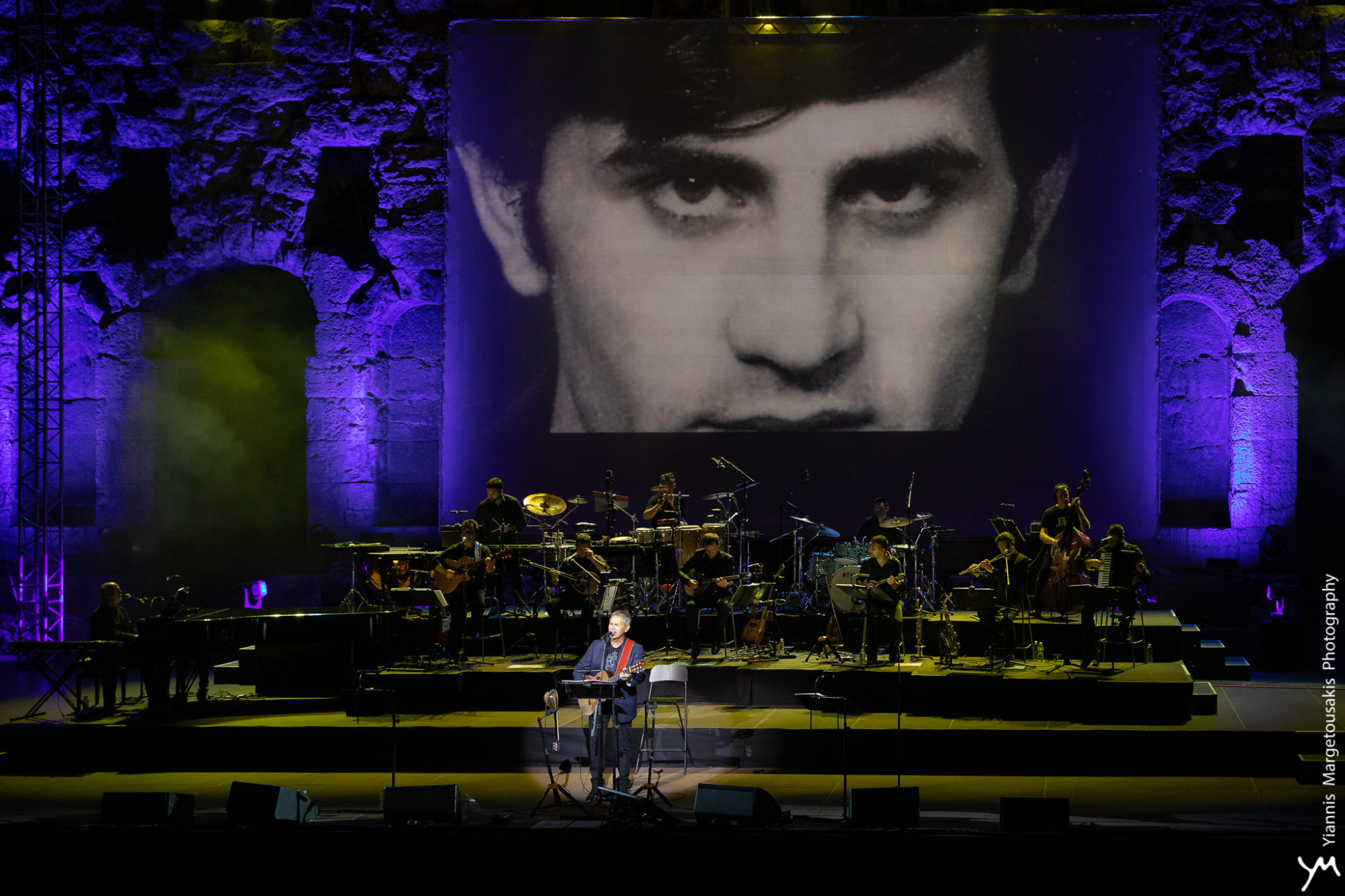 Γιώργος Νταλάρας: Τα μουσικά γενέθλια – The Look.Gr