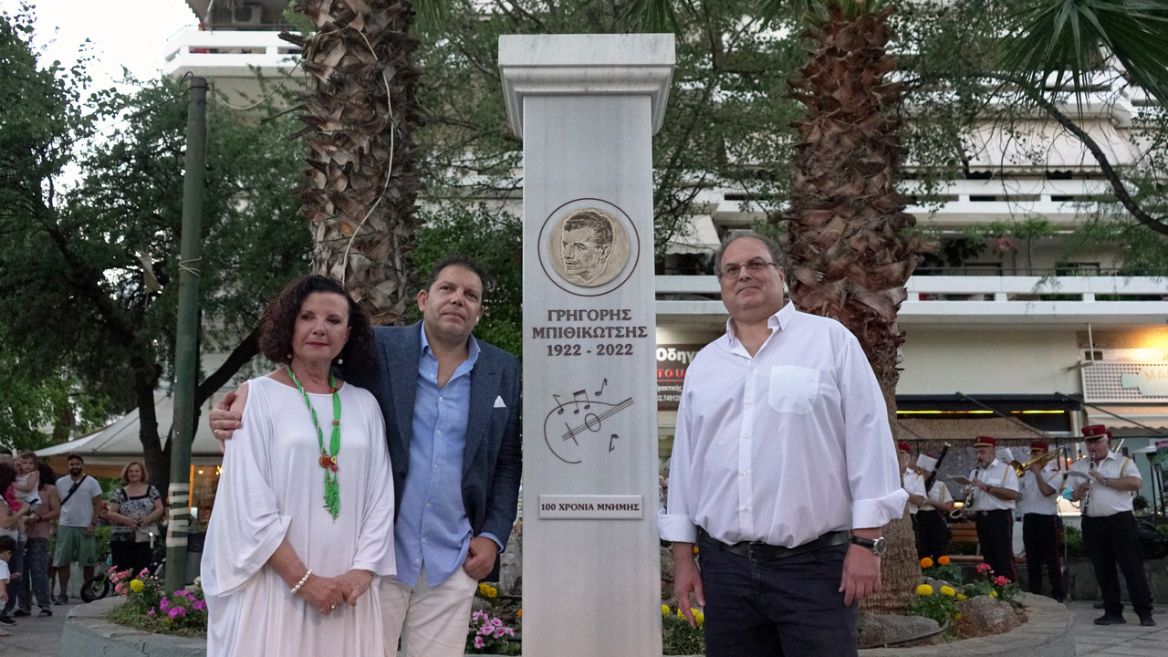 Συνέντευξη : Κορίνα Λεγάκη - "Η Τέχνη ποτέ δεν σταματά, ούτε “τελειώνει ...